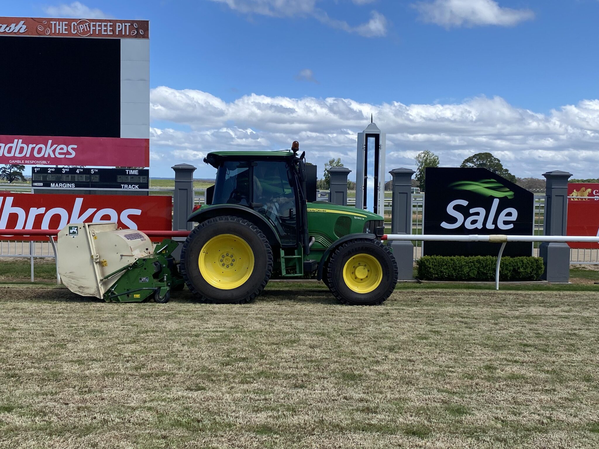 Turf Renovations – Green Turf